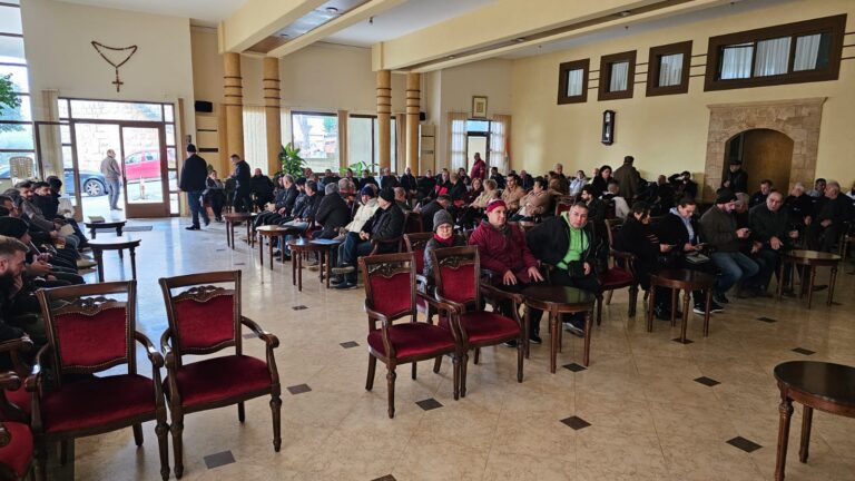 Homepage - Adopt a Refugee Family